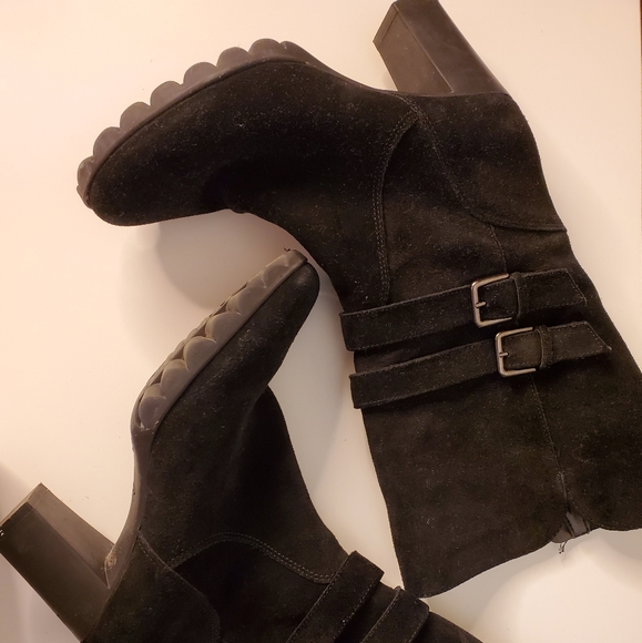 THE FLEXX | Shoes | The Flexx Mid Ankle Heeled Boots With Faux Fur ...